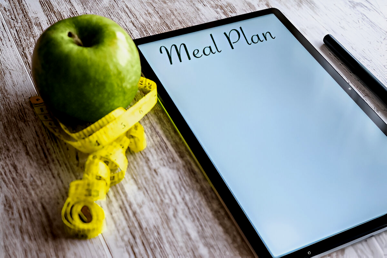 Beginner’s Guide to Tracking Macros for Weight Loss - HealthEvoke