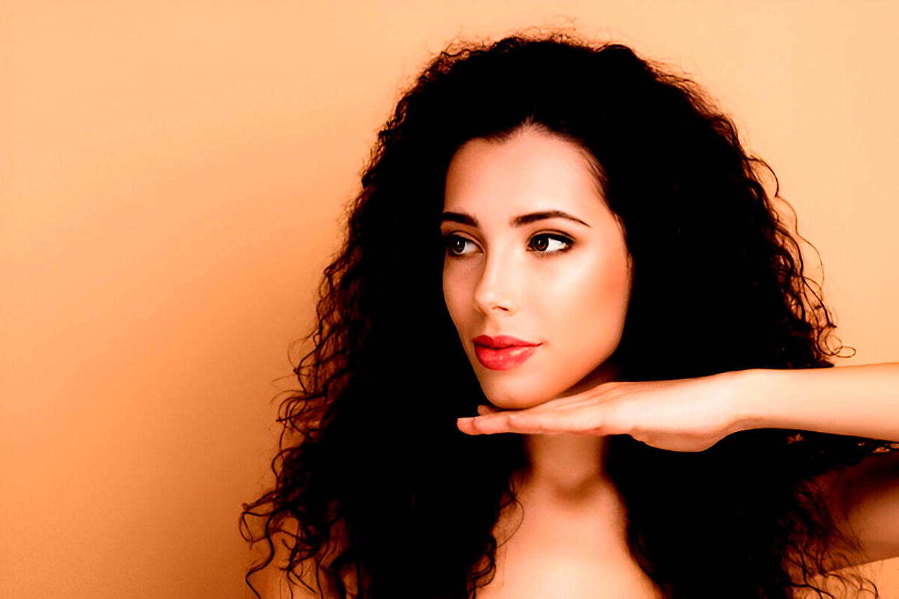 How to Achieve the No-Makeup Look with Natural Products - HealthEvoke